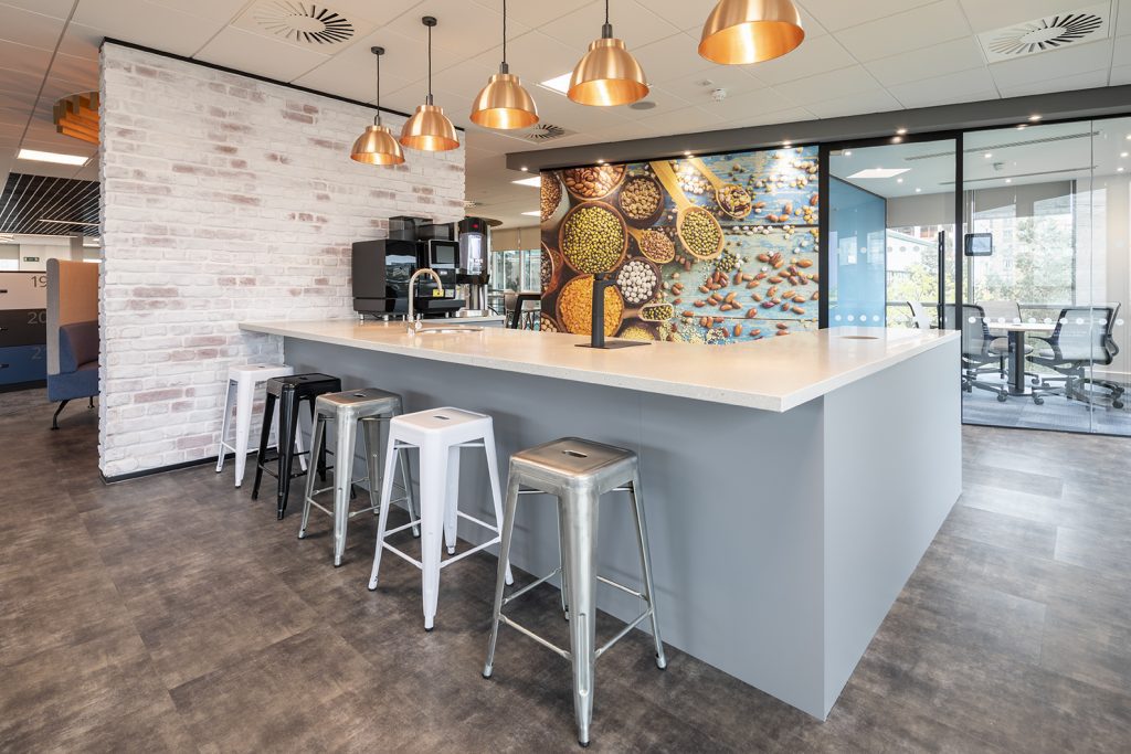 Refreshing a traditional working environment – Form Workplace Solutions